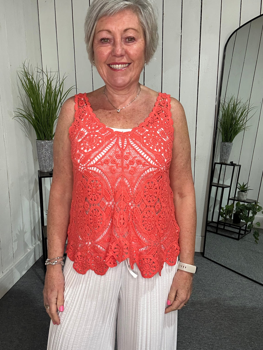 Caron Crochet Top – Button Boutique